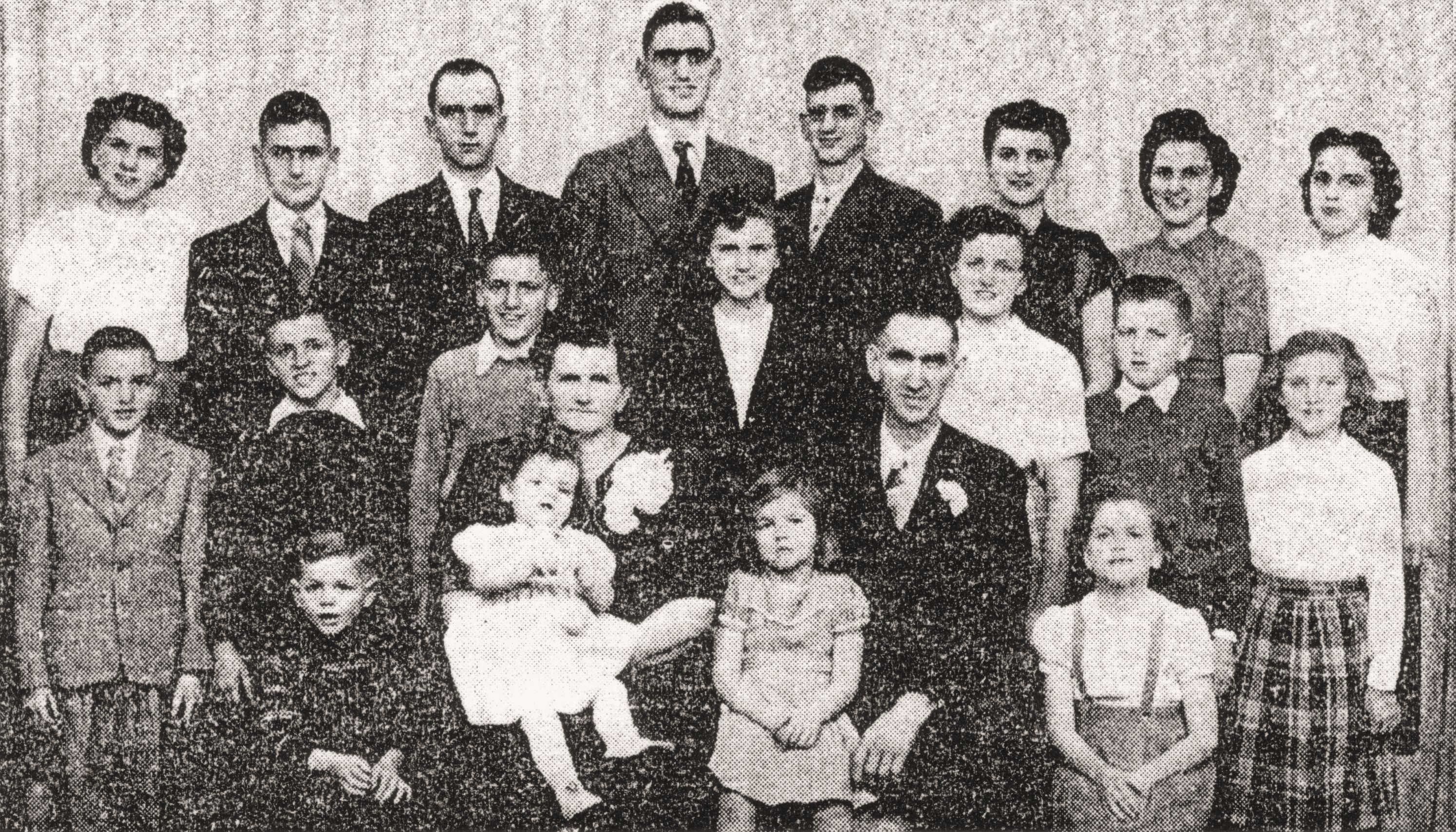 Schoelzel, Rudolph A. & Olivia H. Family Photo (25th - 1949), Clark ...